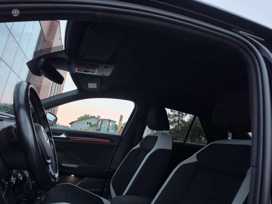 Melns Volkswagen T-Roc 2018 Utena, ar dzinēja tilpumu 1.50 L un nobraukumu 184 tūkst. km par 12900 €, foto 26 vietnē AUTOMOTO.COM.LV