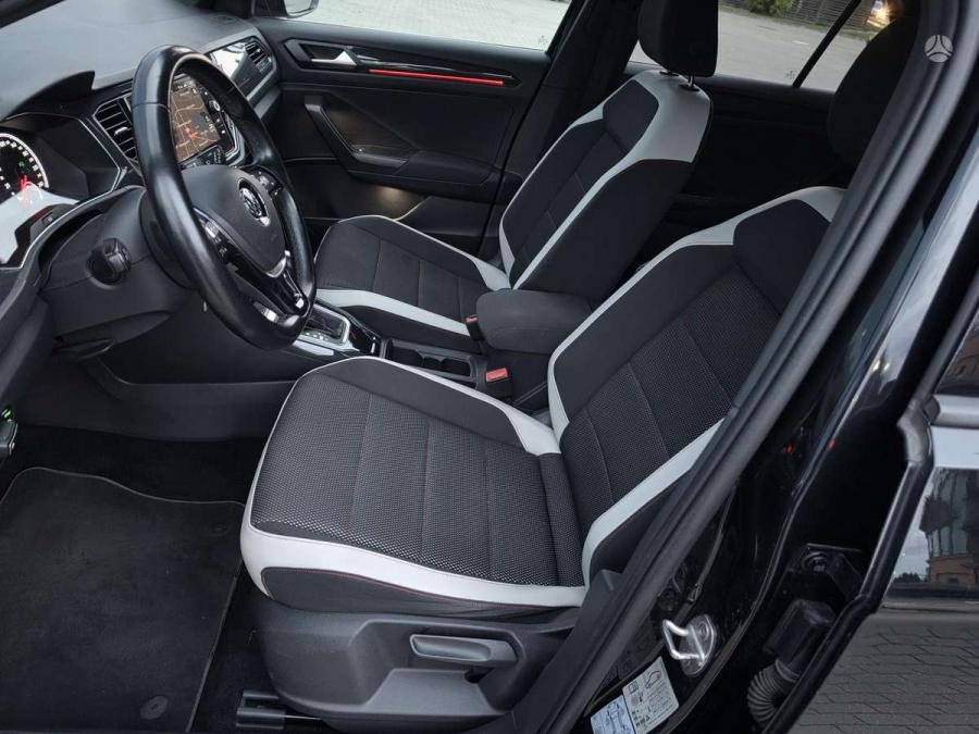Melns Volkswagen T-Roc 2018 Utena, ar dzinēja tilpumu 1.50 L un nobraukumu 184 tūkst. km par 12900 €, foto 29 vietnē AUTOMOTO.COM.LV