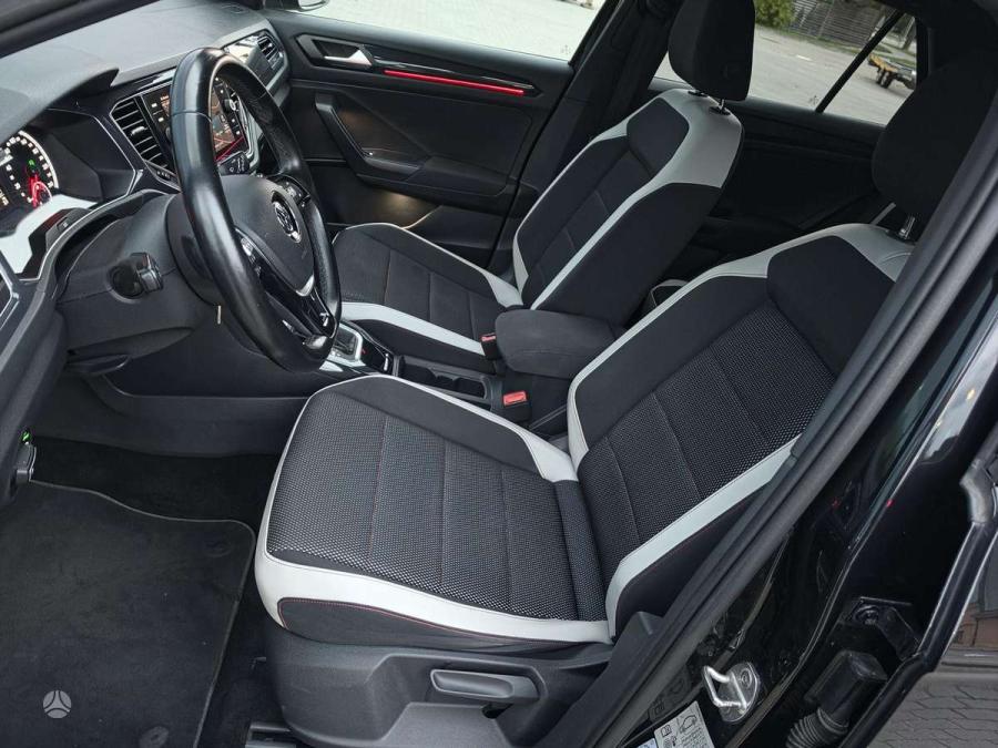 Melns Volkswagen T-Roc 2018 Utena, ar dzinēja tilpumu 1.50 L un nobraukumu 184 tūkst. km par 12900 €, foto 30 vietnē AUTOMOTO.COM.LV