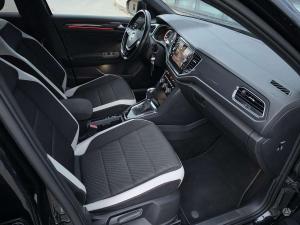 Melns Volkswagen T-Roc 2018 Utena, ar dzinēja tilpumu 1.50 L un nobraukumu 184 tūkst. km par 12900 €, foto 33 vietnē AUTOMOTO.COM.LV