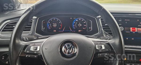 Melns Volkswagen T-Roc 2019 Rīga, ar dzinēja tilpumu 1.50 L un nobraukumu 126 tūkst. km par 16800 €, foto 6 vietnē AUTOMOTO.COM.LV