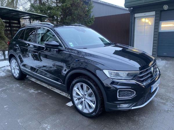Melns Volkswagen T-Roc 2019 Kauņa, ar dzinēja tilpumu 1.97 L un nobraukumu 166 tūkst. km par 19700 €, foto 4 vietnē AUTOMOTO.COM.LV