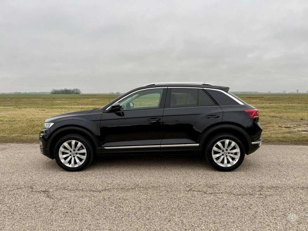 Melns Volkswagen T-Roc 2019 Šauļi, ar dzinēja tilpumu 1.97 L un nobraukumu 190 tūkst. km par 16200 €, foto 6 vietnē AUTOMOTO.COM.LV