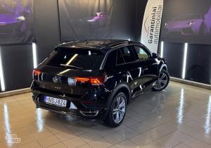 Black Volkswagen T-Roc 2019 in Avizieniai, with an engine capacity of 1.50 L and mileage of 165 thousand km for 18950 €, photo 4 on AUTOMOTO.COM.LV
