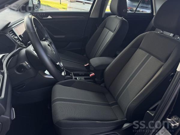 Melns Volkswagen T-Roc 2019 Valmiera, ar dzinēja tilpumu 2.00 L un nobraukumu 71 tūkst. km par 19300 €, foto 7 vietnē AUTOMOTO.COM.LV