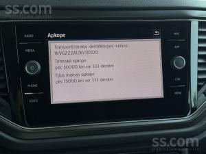 Black Volkswagen T-Roc 2019 in Valmiera, with an engine capacity of 2.00 L and mileage of 71 thousand km for 19300 €, photo 14 on AUTOMOTO.COM.LV