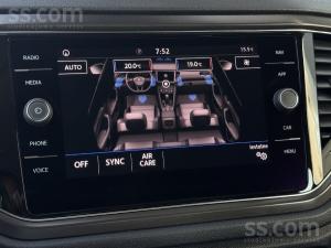 Black Volkswagen T-Roc 2019 in Valmiera, with an engine capacity of 2.00 L and mileage of 71 thousand km for 19300 €, photo 19 on AUTOMOTO.COM.LV