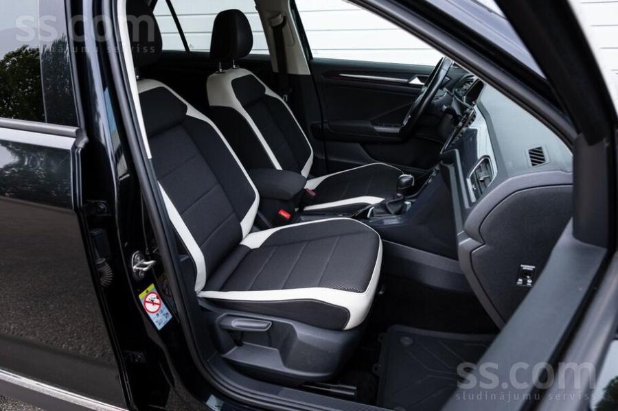 Melns Volkswagen T-Roc 2019 Rīga, ar dzinēja tilpumu 1.50 L un nobraukumu 98 tūkst. km par 17950 €, foto 7 vietnē AUTOMOTO.COM.LV