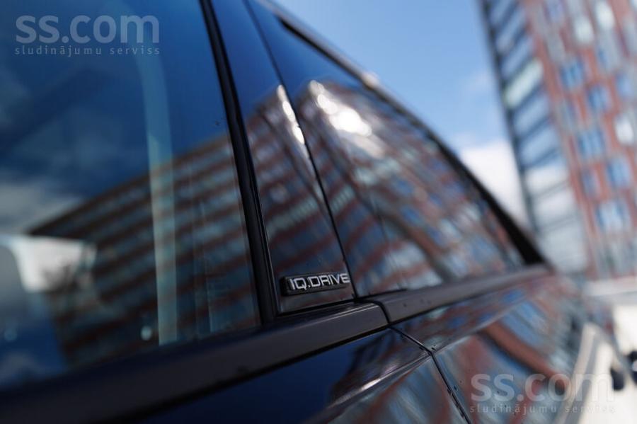 Black Volkswagen T-Roc 2019 in Riga, with an engine capacity of 1.50 L and mileage of 217 thousand km for 15490 €, photo 7 on AUTOMOTO.COM.LV