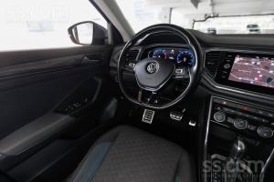 Black Volkswagen T-Roc 2019 in Riga, with an engine capacity of 1.50 L and mileage of 217 thousand km for 15490 €, photo 12 on AUTOMOTO.COM.LV