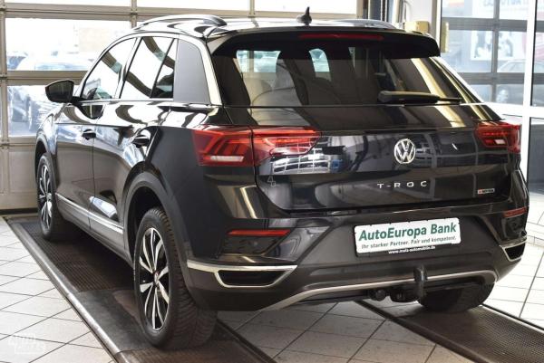 Melns Volkswagen T-Roc 2020 Kauņa, ar dzinēja tilpumu 2.00 L un nobraukumu 72 tūkst. km par 27626 €, foto 4 vietnē AUTOMOTO.COM.LV