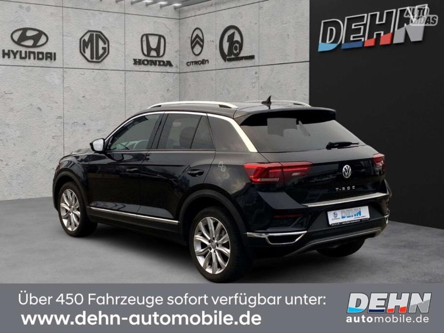Melns Volkswagen T-Roc 2020 Kauņa, ar dzinēja tilpumu 1.50 L un nobraukumu 66 tūkst. km par 26489 €, foto 4 vietnē AUTOMOTO.COM.LV