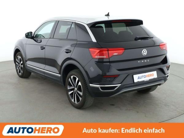 Black Volkswagen T-Roc 2020 in Kaunas, with an engine capacity of 1.50 L and mileage of 23 thousand km for 24223 €, photo 4 on AUTOMOTO.COM.LV