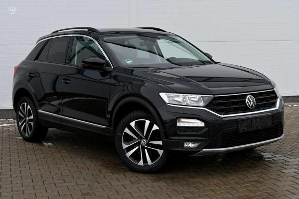 Black Volkswagen T-Roc 2020 in Kretinga, with an engine capacity of 2.00 L and mileage of 228 thousand km for 16499 €, photo 1 on AUTOMOTO.COM.LV