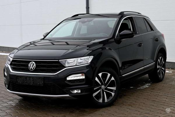 Melns Volkswagen T-Roc 2020 Kretinga, ar dzinēja tilpumu 2.00 L un nobraukumu 228 tūkst. km par 16499 €, foto 3 vietnē AUTOMOTO.COM.LV