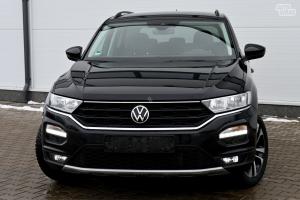 Black Volkswagen T-Roc 2020 in Kretinga, with an engine capacity of 2.00 L and mileage of 228 thousand km for 16499 €, photo 2 on AUTOMOTO.COM.LV
