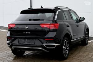 Black Volkswagen T-Roc 2020 in Kretinga, with an engine capacity of 2.00 L and mileage of 228 thousand km for 16499 €, photo 7 on AUTOMOTO.COM.LV