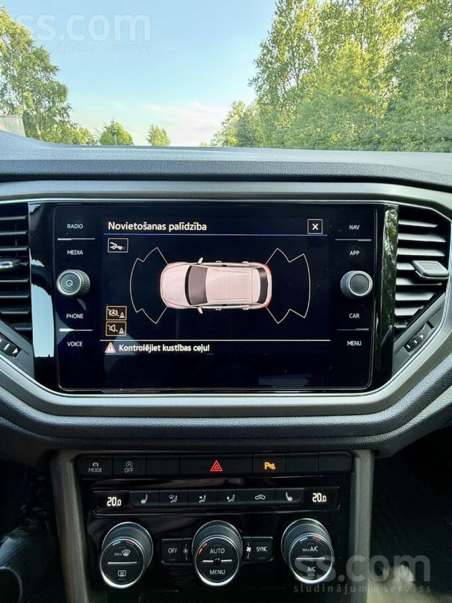 Melns Volkswagen T-Roc 2020 Ventspils, ar dzinēja tilpumu 1.50 L un nobraukumu 81 tūkst. km par 18700 €, foto 6 vietnē AUTOMOTO.COM.LV