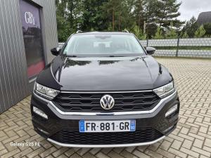 Melns Volkswagen T-Roc 2020 Tauragė, ar dzinēja tilpumu 1.97 L un nobraukumu 157 tūkst. km par 15200 €, foto 3 vietnē AUTOMOTO.COM.LV