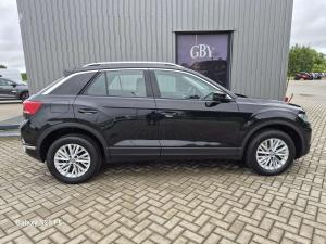 Melns Volkswagen T-Roc 2020 Tauragė, ar dzinēja tilpumu 1.97 L un nobraukumu 157 tūkst. km par 15200 €, foto 8 vietnē AUTOMOTO.COM.LV