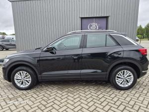Melns Volkswagen T-Roc 2020 Tauragė, ar dzinēja tilpumu 1.97 L un nobraukumu 157 tūkst. km par 15200 €, foto 9 vietnē AUTOMOTO.COM.LV
