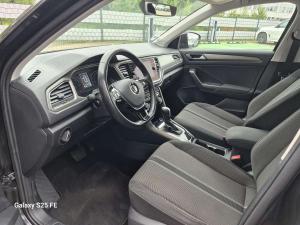 Melns Volkswagen T-Roc 2020 Tauragė, ar dzinēja tilpumu 1.97 L un nobraukumu 157 tūkst. km par 15200 €, foto 11 vietnē AUTOMOTO.COM.LV