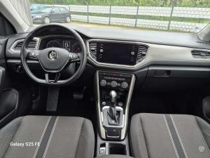 Melns Volkswagen T-Roc 2020 Tauragė, ar dzinēja tilpumu 1.97 L un nobraukumu 157 tūkst. km par 15200 €, foto 13 vietnē AUTOMOTO.COM.LV