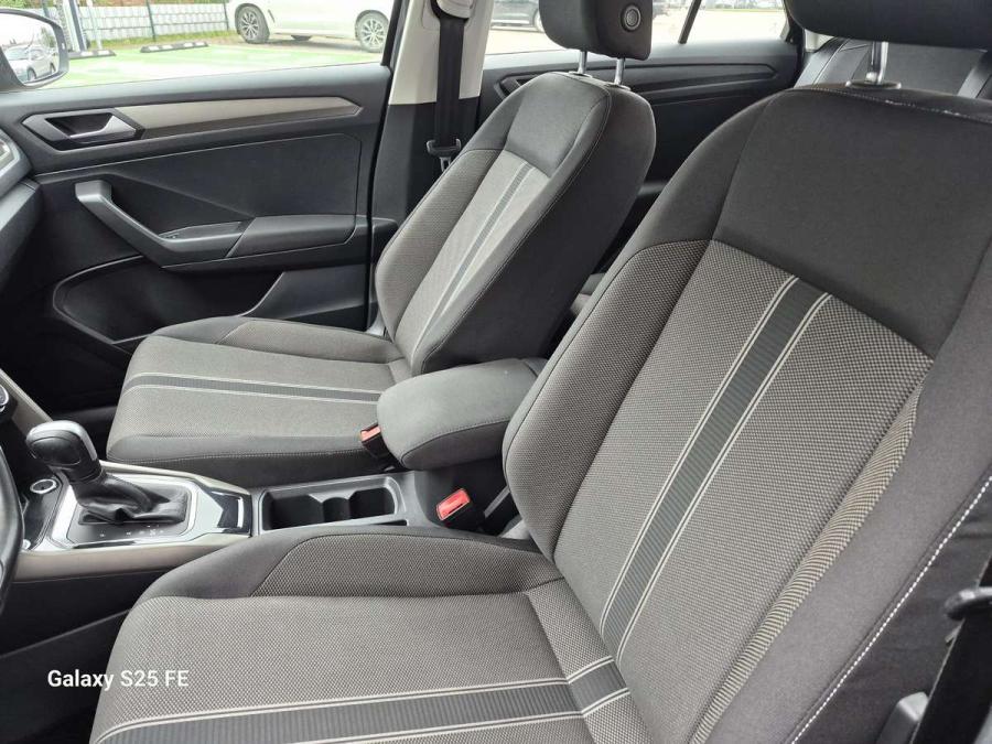 Melns Volkswagen T-Roc 2020 Tauragė, ar dzinēja tilpumu 1.97 L un nobraukumu 157 tūkst. km par 15200 €, foto 14 vietnē AUTOMOTO.COM.LV