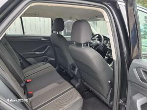 Melns Volkswagen T-Roc 2020 Tauragė, ar dzinēja tilpumu 1.97 L un nobraukumu 157 tūkst. km par 15200 €, foto 19 vietnē AUTOMOTO.COM.LV