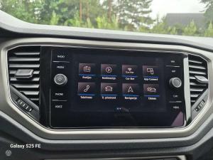 Melns Volkswagen T-Roc 2020 Tauragė, ar dzinēja tilpumu 1.97 L un nobraukumu 157 tūkst. km par 15200 €, foto 26 vietnē AUTOMOTO.COM.LV