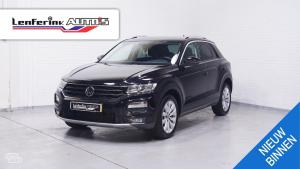 Black Volkswagen T-Roc 2021 in Kaunas, with an engine capacity of 1.50 L and mileage of 56 thousand km for 25901 €, photo  on AUTOMOTO.COM.LV