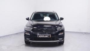 Black Volkswagen T-Roc 2021 in Kaunas, with an engine capacity of 1.50 L and mileage of 56 thousand km for 25901 €, photo 2 on AUTOMOTO.COM.LV
