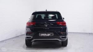 Black Volkswagen T-Roc 2021 in Kaunas, with an engine capacity of 1.50 L and mileage of 56 thousand km for 25901 €, photo 6 on AUTOMOTO.COM.LV