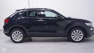 Black Volkswagen T-Roc 2021 in Kaunas, with an engine capacity of 1.50 L and mileage of 56 thousand km for 25901 €, photo 8 on AUTOMOTO.COM.LV