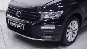 Black Volkswagen T-Roc 2021 in Kaunas, with an engine capacity of 1.50 L and mileage of 56 thousand km for 25901 €, photo 10 on AUTOMOTO.COM.LV