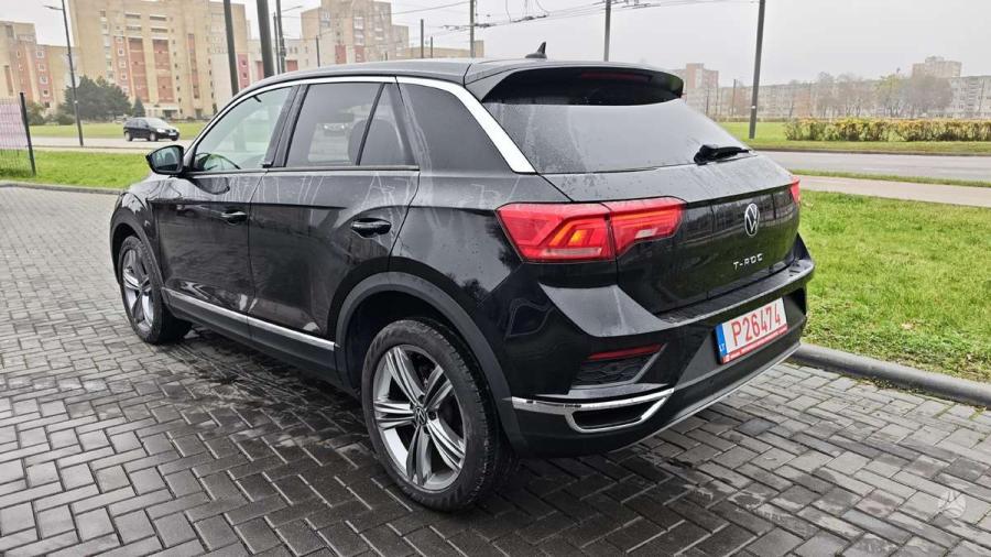 Melns Volkswagen T-Roc 2021 Kauņa, ar dzinēja tilpumu 1.97 L un nobraukumu 178 tūkst. km par 18298 €, foto 7 vietnē AUTOMOTO.COM.LV