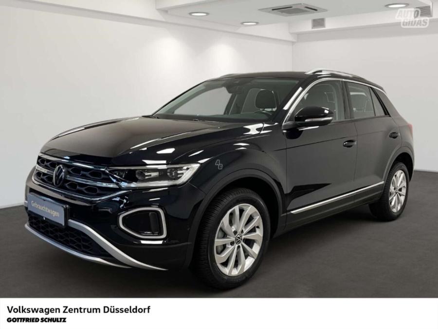 Melns Volkswagen T-Roc 2022 Kauņa, ar dzinēja tilpumu 1.00 L un nobraukumu 13 tūkst. km par 23924 €, foto 1 vietnē AUTOMOTO.COM.LV