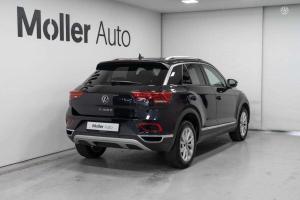 Melns Volkswagen T-Roc 2022 Viļņa, ar dzinēja tilpumu 2.00 L un nobraukumu 147 tūkst. km par 20000 €, foto 4 vietnē AUTOMOTO.COM.LV