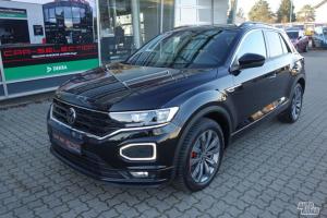 Melns Volkswagen T-Roc 2022 Kauņa, ar dzinēja tilpumu 2.00 L un nobraukumu 49 tūkst. km par 32391 €, foto  vietnē AUTOMOTO.COM.LV