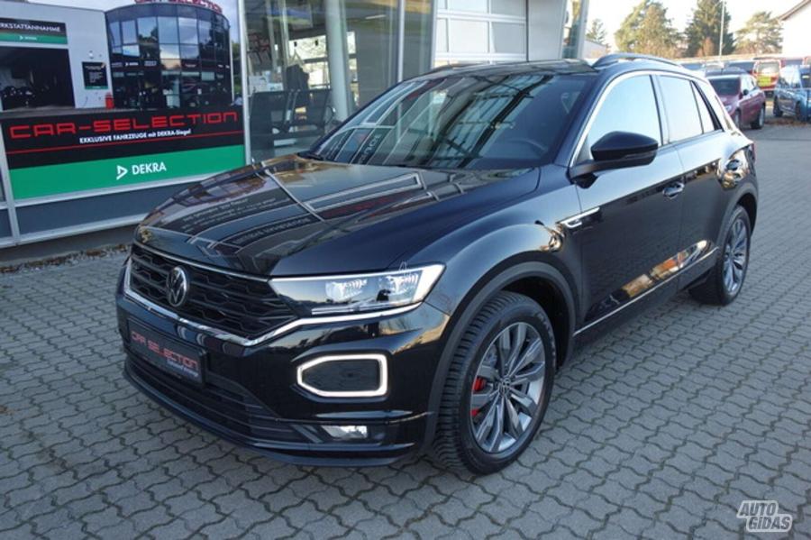 Black Volkswagen T-Roc 2022 in Kaunas, with an engine capacity of 2.00 L and mileage of 49 thousand km for 32391 €, photo 1 on AUTOMOTO.COM.LV