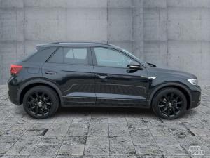 Black Volkswagen T-Roc 2022 in Kaunas, with an engine capacity of 1.50 L and mileage of 36 thousand km for 32517 €, photo 7 on AUTOMOTO.COM.LV
