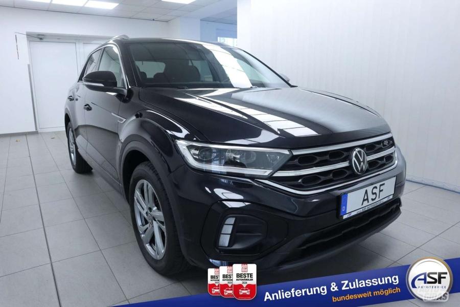 Black Volkswagen T-Roc 2022 in Kaunas, with an engine capacity of 1.50 L and mileage of 47 thousand km for 26380 €, photo 5 on AUTOMOTO.COM.LV