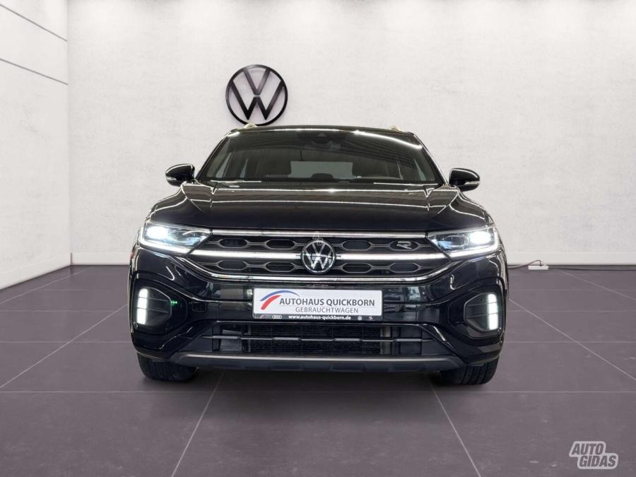 Black Volkswagen T-Roc 2022 in Kaunas, with an engine capacity of 2.00 L and mileage of 57 thousand km for 32576 €, photo 3 on AUTOMOTO.COM.LV