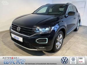 Melns Volkswagen T-Roc 2022 Kauņa, ar dzinēja tilpumu 1.50 L un nobraukumu 98 tūkst. km par 25762 €, foto  vietnē AUTOMOTO.COM.LV