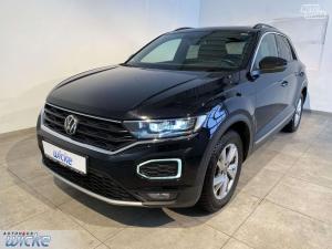 Melns Volkswagen T-Roc 2022 Kauņa, ar dzinēja tilpumu 1.50 L un nobraukumu 98 tūkst. km par 25762 €, foto 2 vietnē AUTOMOTO.COM.LV