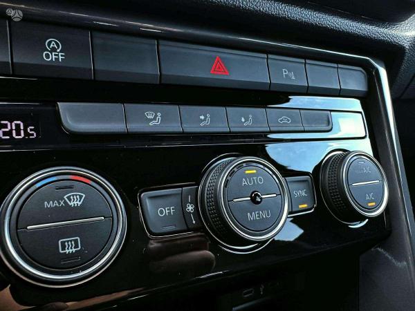 Melns Volkswagen T-Roc 2022 Kauņa, ar dzinēja tilpumu 1.50 L un nobraukumu 205 tūkst. km par 16500 €, foto 9 vietnē AUTOMOTO.COM.LV
