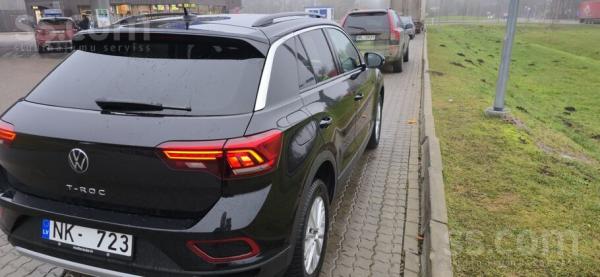 Melns Volkswagen T-Roc 2023 Rīga, ar dzinēja tilpumu 1.50 L un nobraukumu 70 tūkst. km par 25500 €, foto 6 vietnē AUTOMOTO.COM.LV