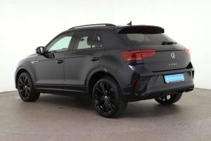 Melns Volkswagen T-Roc 2023 Kauņa, ar dzinēja tilpumu 1.50 L un nobraukumu 49 tūkst. km par 31941 €, foto 4 vietnē AUTOMOTO.COM.LV