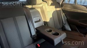 Melns Volkswagen T-Roc 2023 Rīga, ar dzinēja tilpumu 1.50 L un nobraukumu 28 tūkst. km par 25550 €, foto 20 vietnē AUTOMOTO.COM.LV