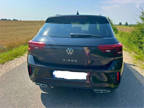 Melns Volkswagen T-Roc 2023 Alīta, ar dzinēja tilpumu 1.97 L un nobraukumu 88 tūkst. km par 23800 €, foto 5 vietnē AUTOMOTO.COM.LV